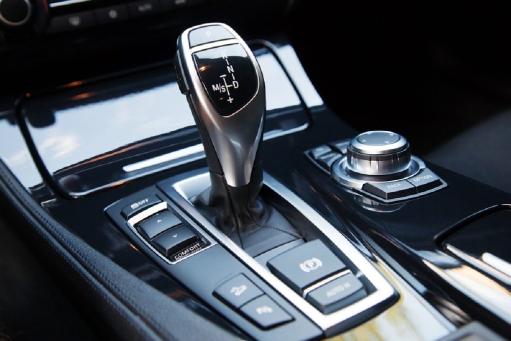 14 Reasons Manual Transmissions Are Disappearing (And Why Some Drivers ...