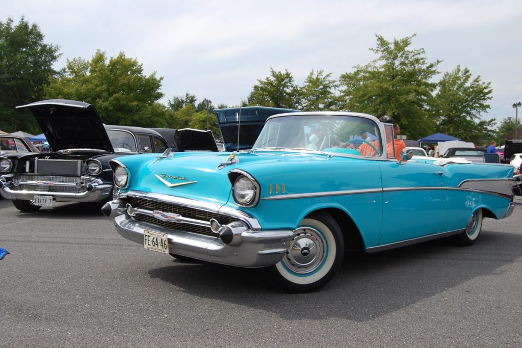 14 Classic Cars That Became Hauntingly Beautiful Hearses - Motor Mox