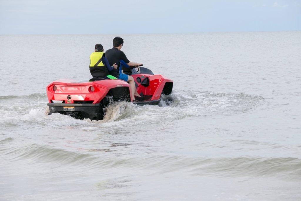 12 Amphibious Cars That Let You Drive on Land and Water - Motor Mox