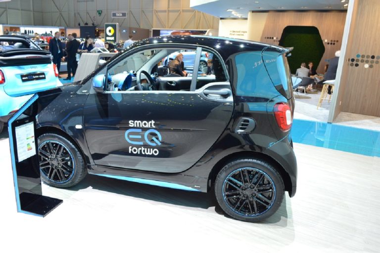 11 Cars With The Shortest Wheelbases For Their Size - Motor Mox