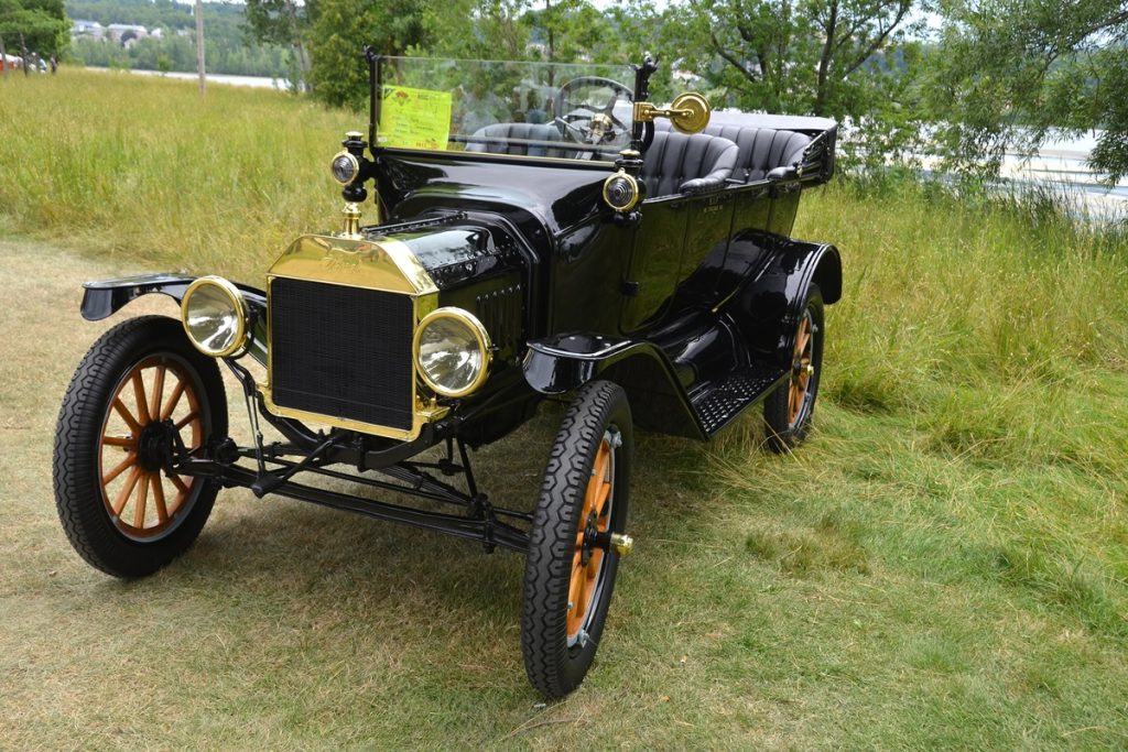 The First Ever Cars Built By The World’s Biggest Automakers - Motor Mox