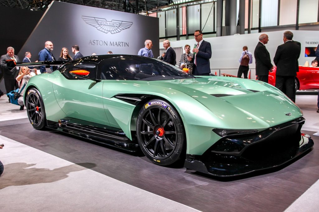 11 Fastest British Cars Ever Built - Motor Mox