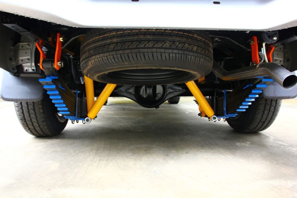 11 Extreme Sand Cars Built To Conquer The Harshest Landscapes - Motor Mox