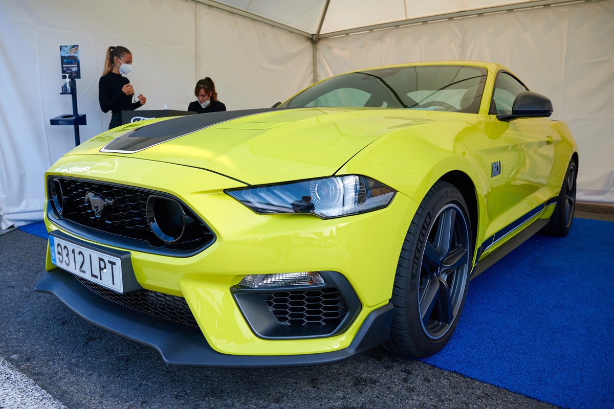 15 Retro Rides That Made A Shocking Comeback With Insane Upgrades ...
