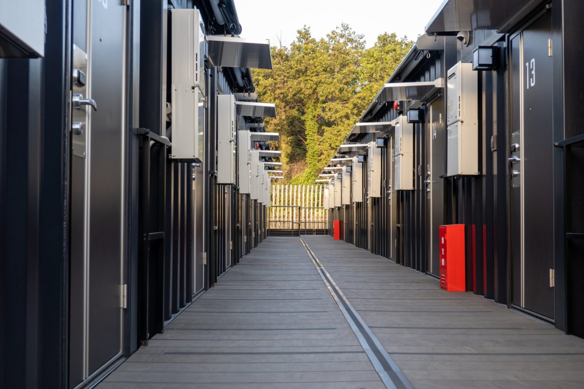 12 Genius Ways To Bring Dead Car Batteries Back To Life Before You ...