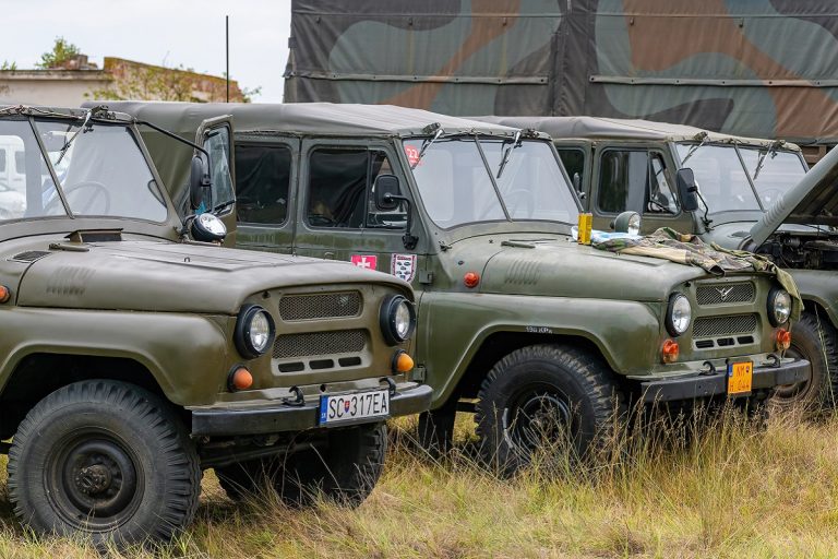 14 Classic Russian Cars That Were Actually Legendary - Motor Mox