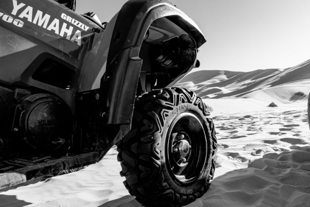 11 Extreme Sand Cars Built To Conquer The Harshest Landscapes - Motor Mox