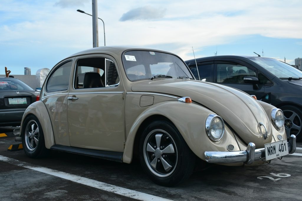 13 Amazing Cars With Rear Engines - Motor Mox