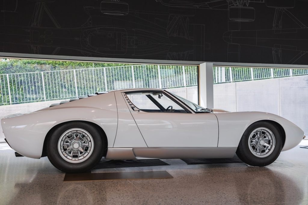 14 Custom Built Cars So Unique They'll Never Be Replicated - Motor Mox