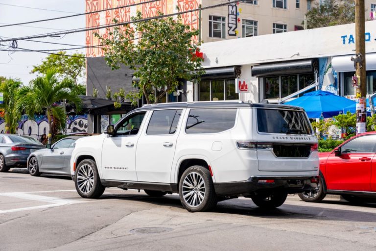 11 Best 9-Seater SUVs That Are Surprisingly Luxurious And Practical In ...