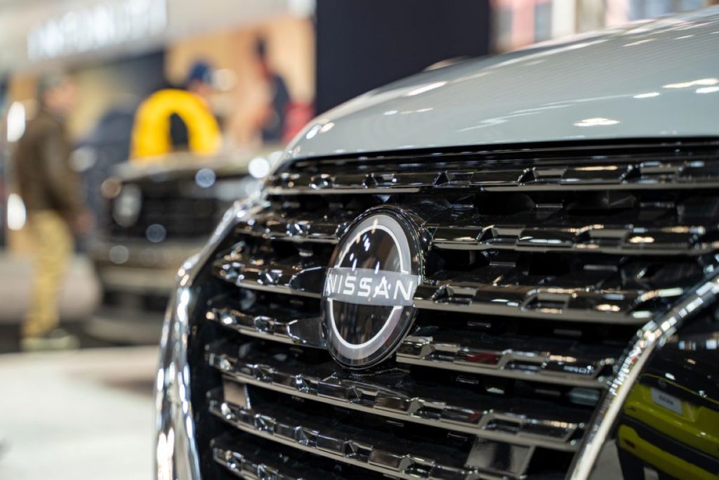 11 Best 9-Seater SUVs That Are Surprisingly Luxurious And Practical In ...