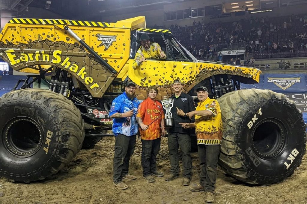 15 Jaw-Dropping Monster Trucks That Crush Everything In Their Path ...