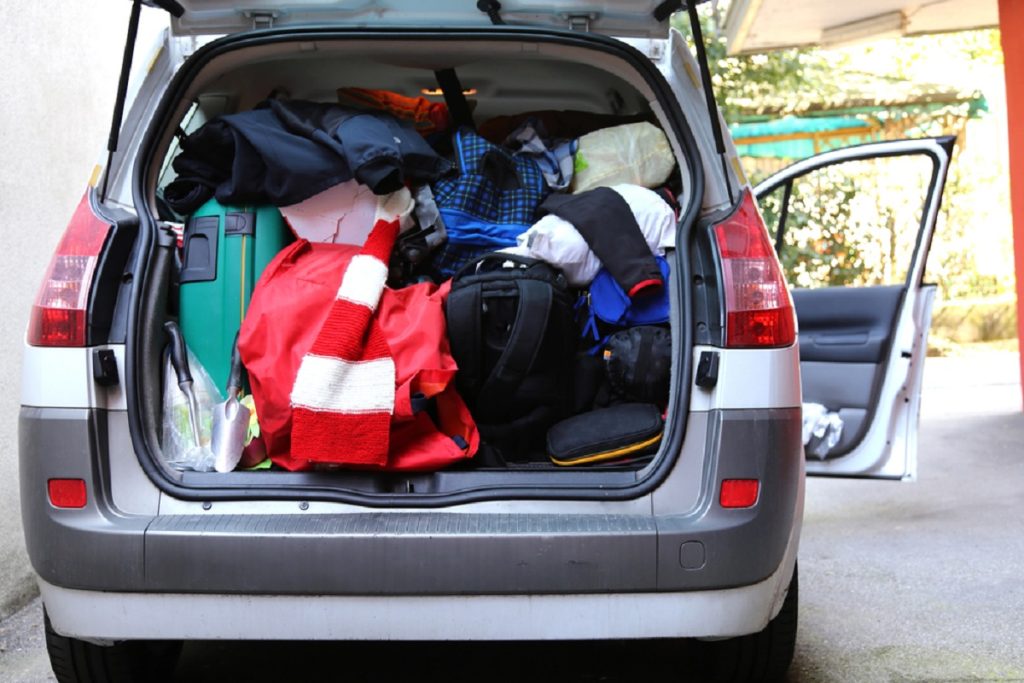 10 Red Flags Your Car Is Overloaded And How To Solve It Fast - Motor Mox