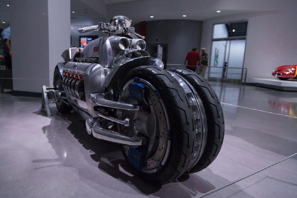 12 Super Fast Bikes That Leave Everything in the Dust - Motor Mox