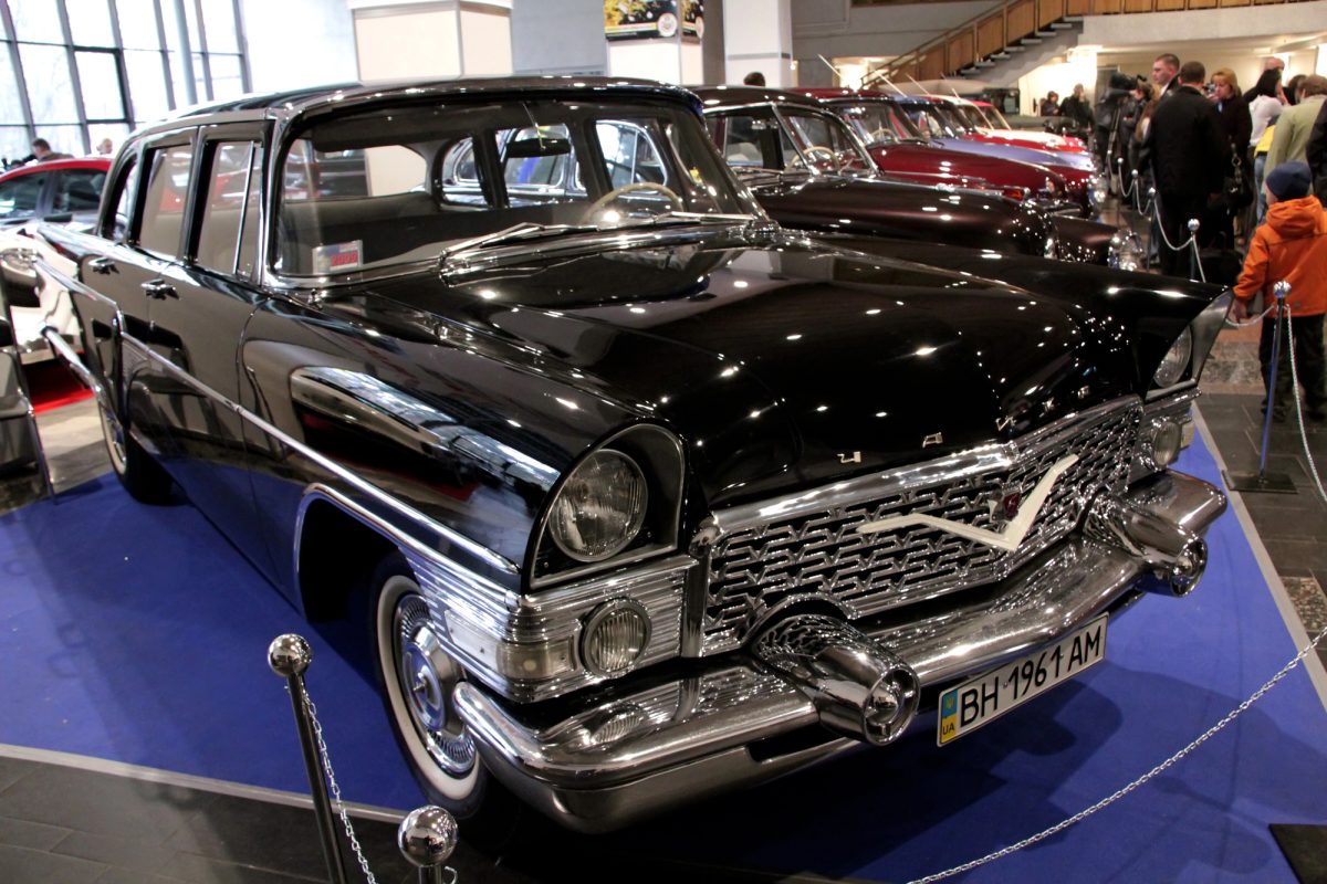 14 Classic Russian Cars That Were Actually Legendary - Motor Mox