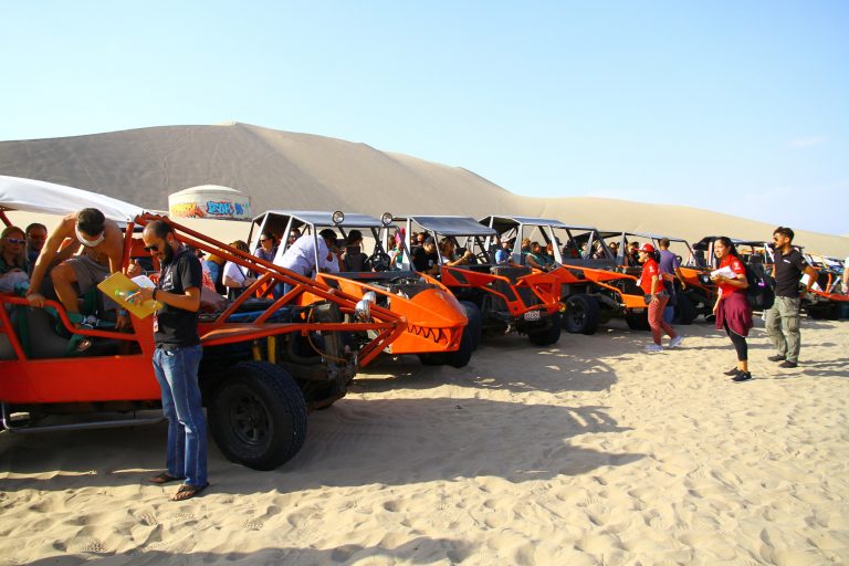 11 Extreme Sand Cars Built To Conquer The Harshest Landscapes - Motor Mox