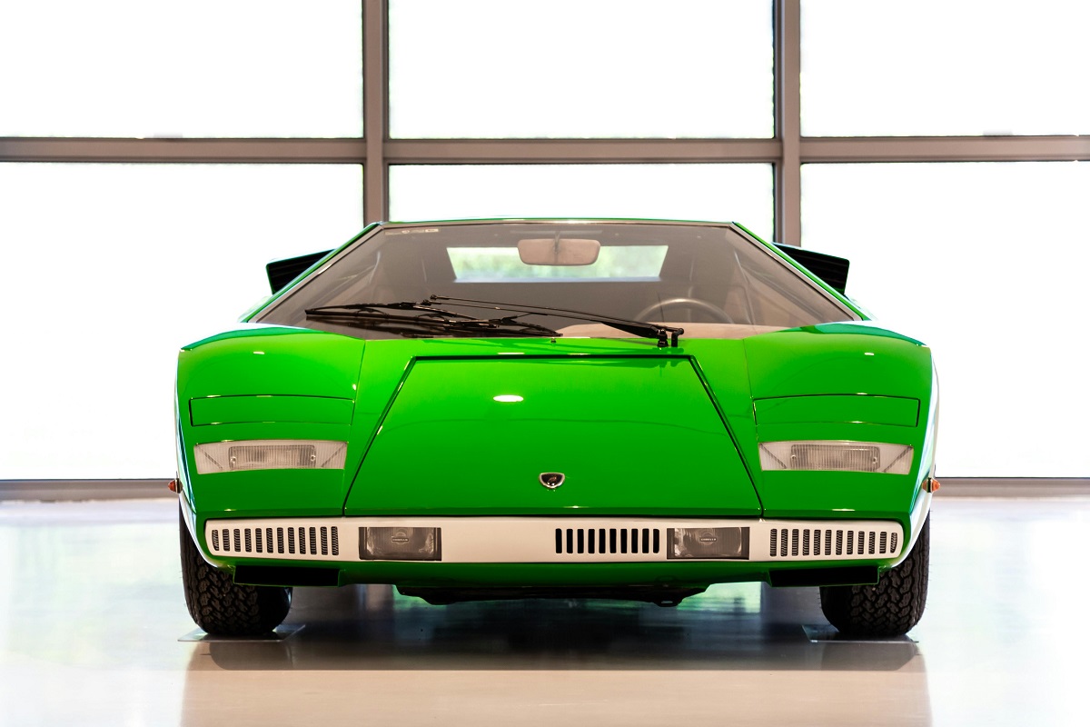 10 Countach Wing Facts That Will Shock You - Motor Mox