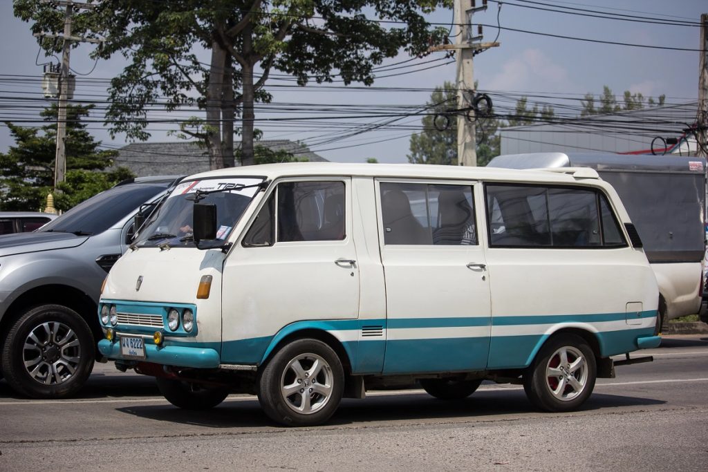 These 12 Retro Vans Are Way Cooler Than You Remember - Motor Mox
