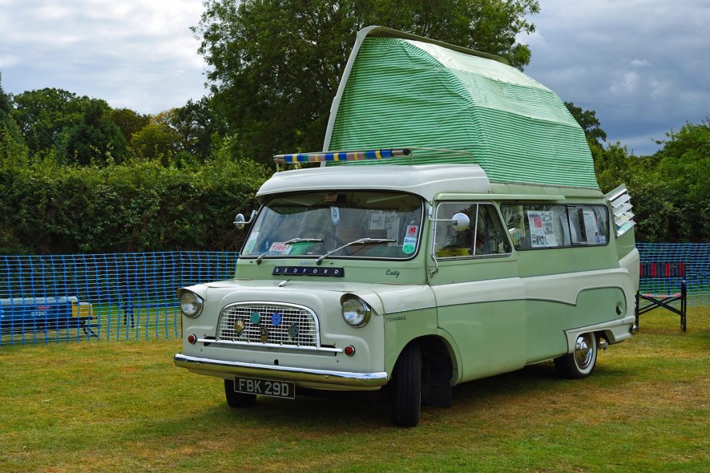 These 12 Retro Vans Are Way Cooler Than You Remember - Motor Mox