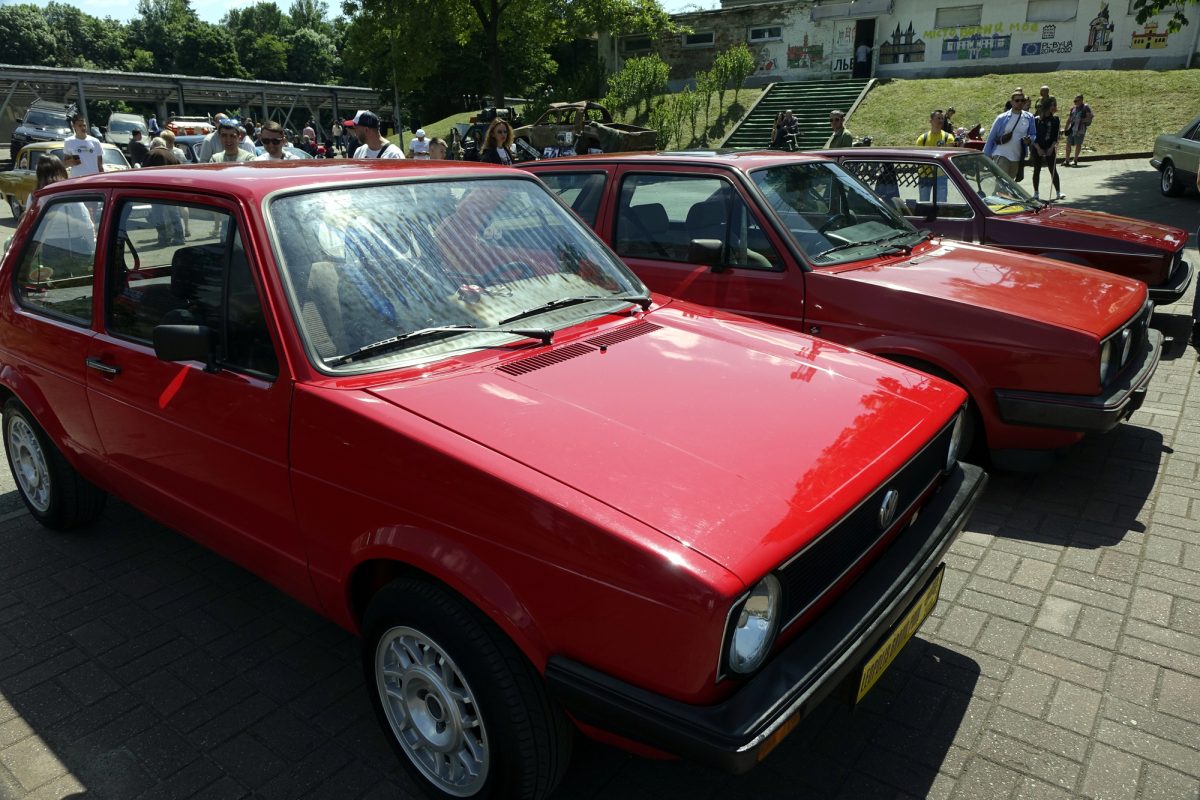 10 Volkswagen Cars That Tried To Outdo The Iconic Beetle - Motor Mox