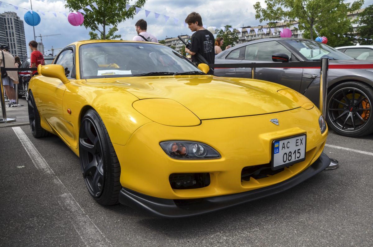 10 Wild Facts About The RX-7 That Looks Like A Porsche And Runs Like A ...