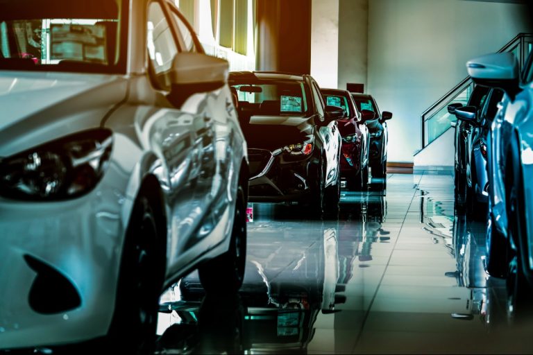15 Luxury Car Garage Design Ideas That Feel Next Level - Motor Mox