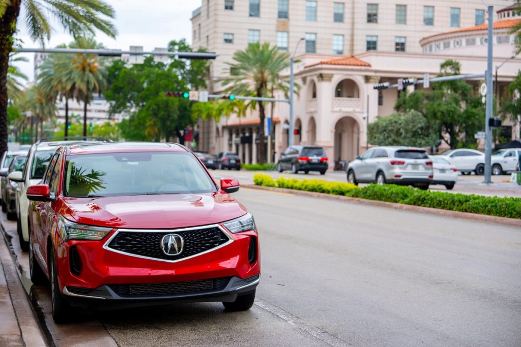 15 Best Luxury Cars For Women - Motor Mox