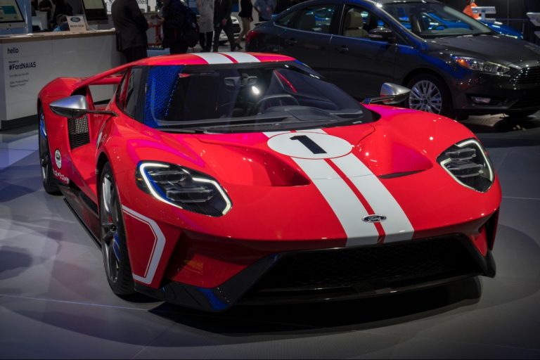 15 Ferrari Vs Ford Rivalry Moments That Changed Racing Forever - Motor Mox