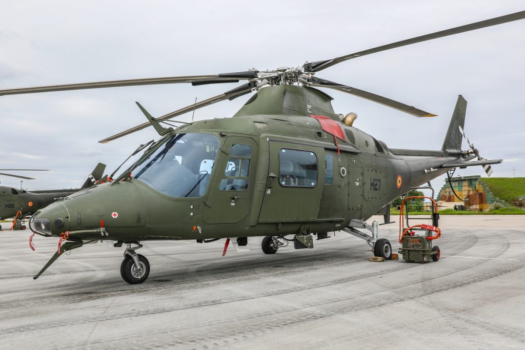 16 Best Helicopter Models - Motor Mox